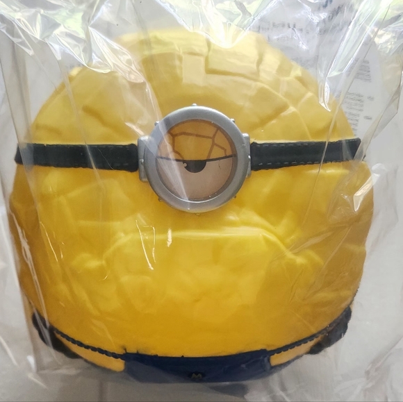 Illumination | Other | Despicable Me 4 Minion Rock Jerry Popcorn Bucket ...
